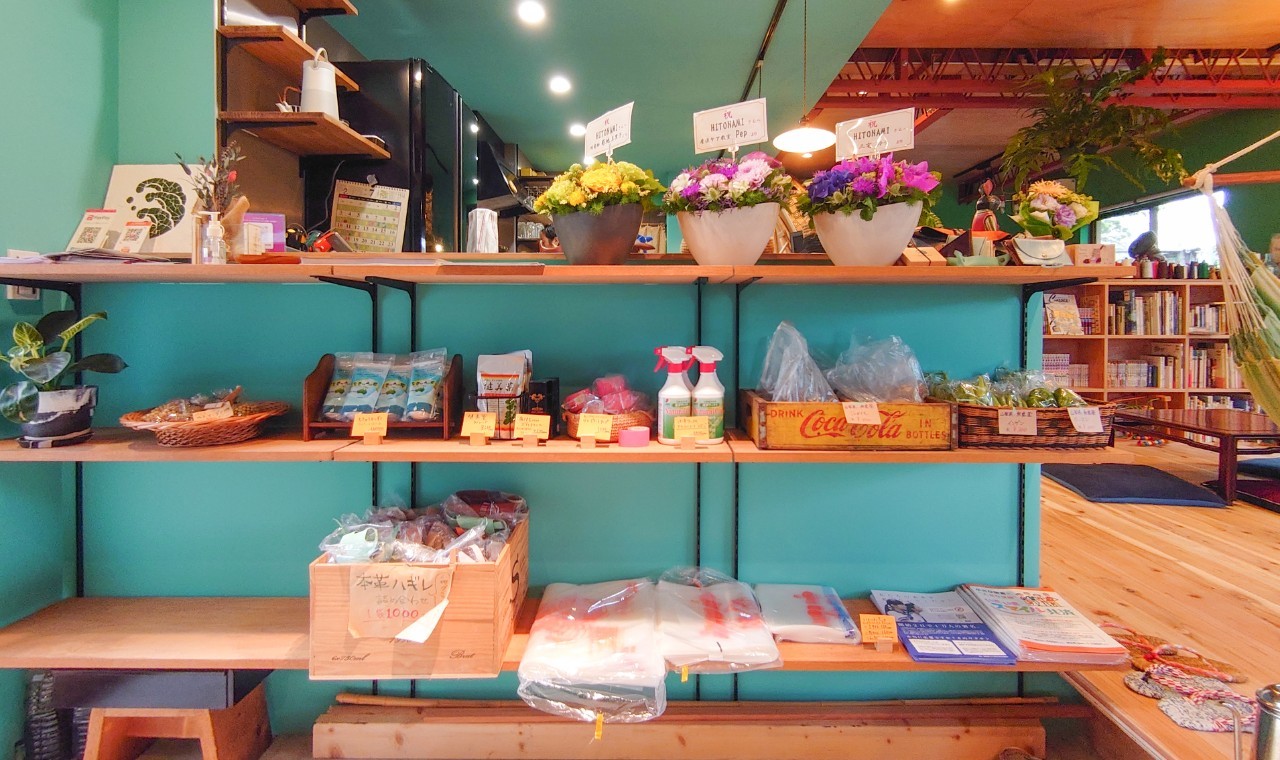 LINE_ALBUM_NEWヒトナミ写真_220713_2 – HITONAMI